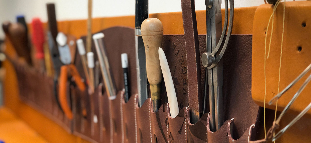 Tout savoir sur le métier de sellier maroquinier ! | Façon Cuir